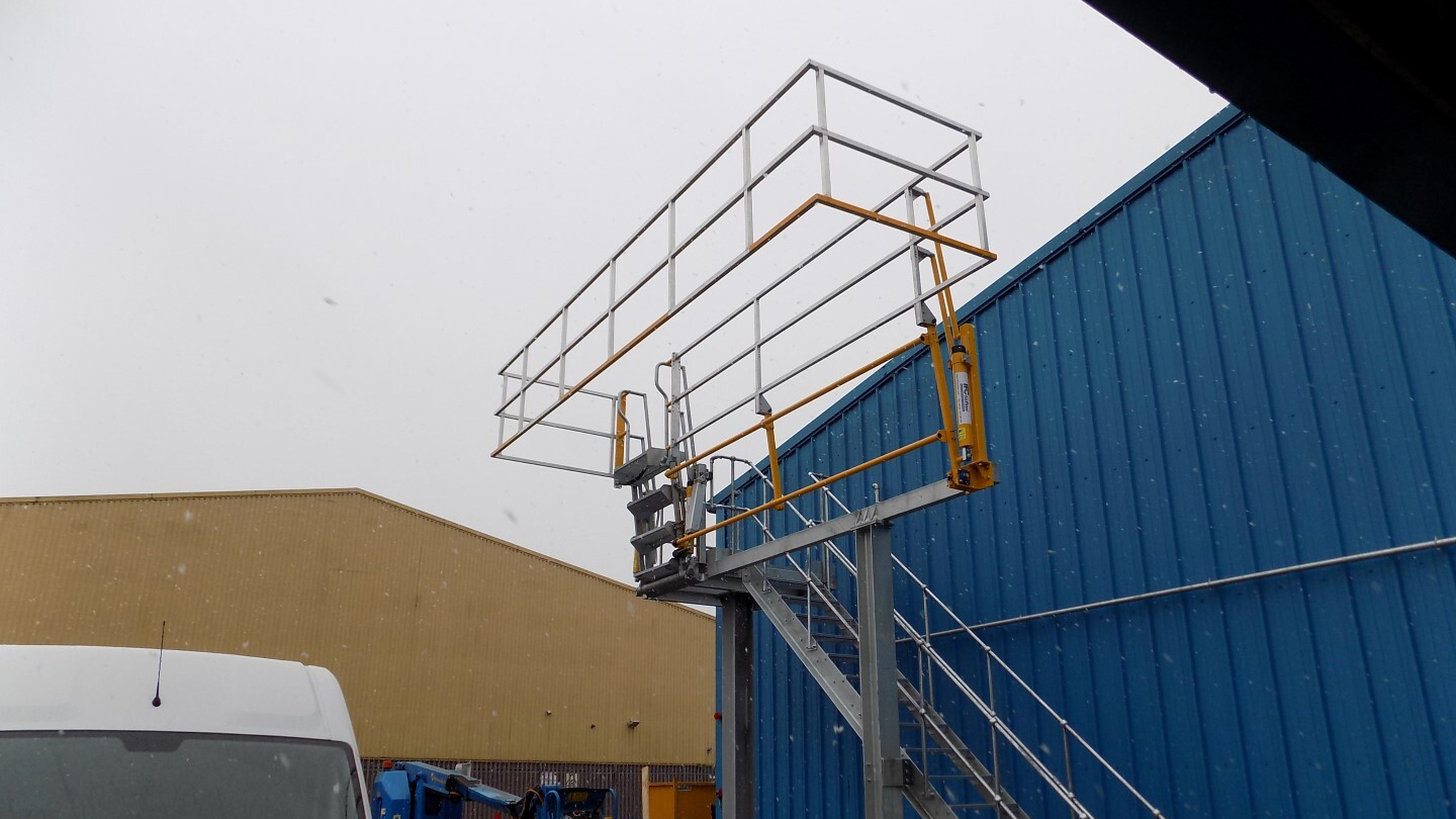 Power Mechanical Folding Stairs | FlowStep | IFC Inflow