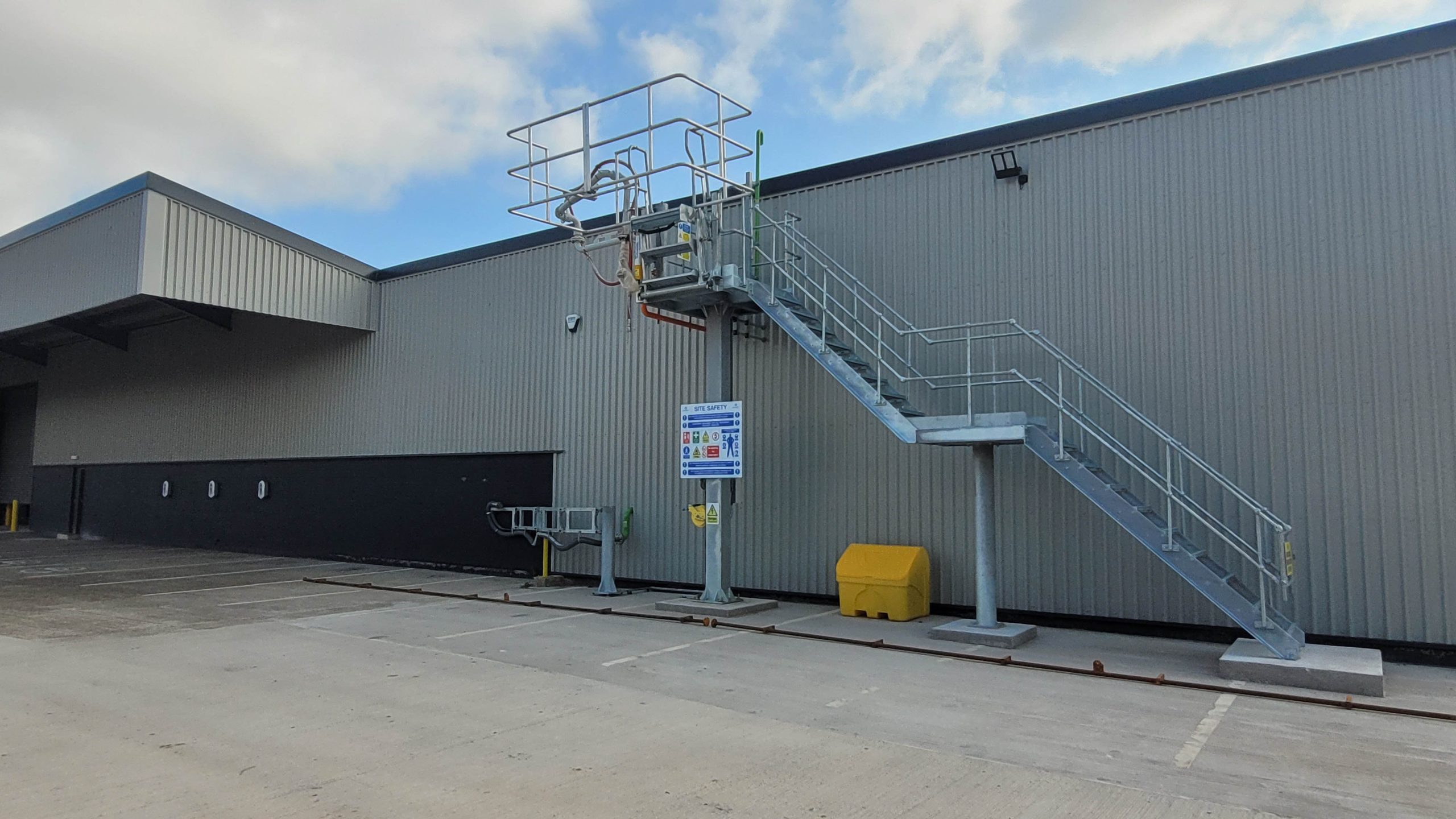 Fixed TankerLoading Gantry | Gantry | IFC Inflow