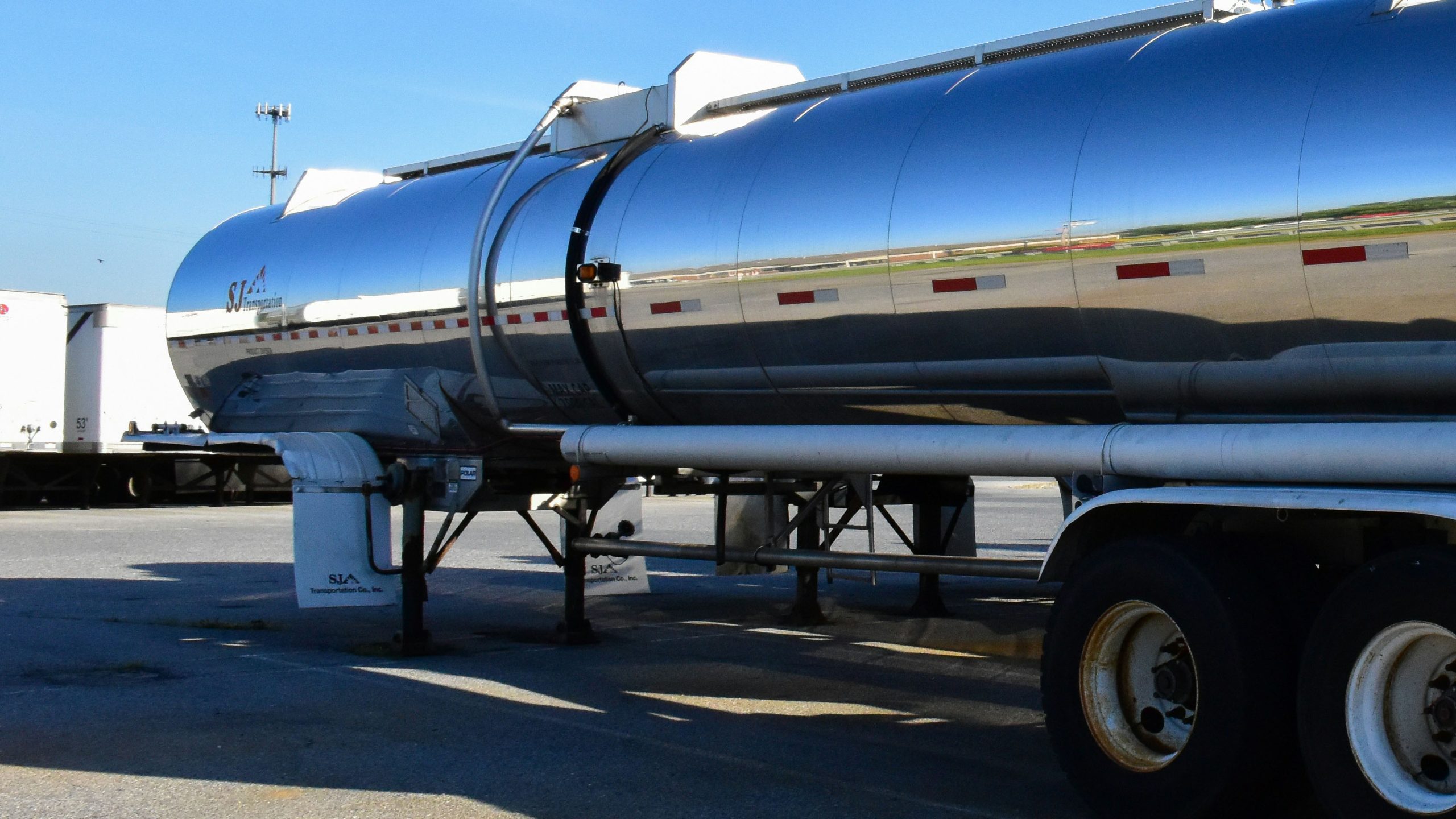 Bulk Tank Storage | Industries | IFC Inflow